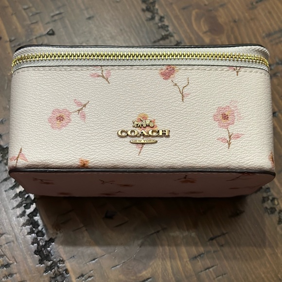 Coach | Bags | Nwot Coach Print Mini Vanity Case Chalk With Pink And ...